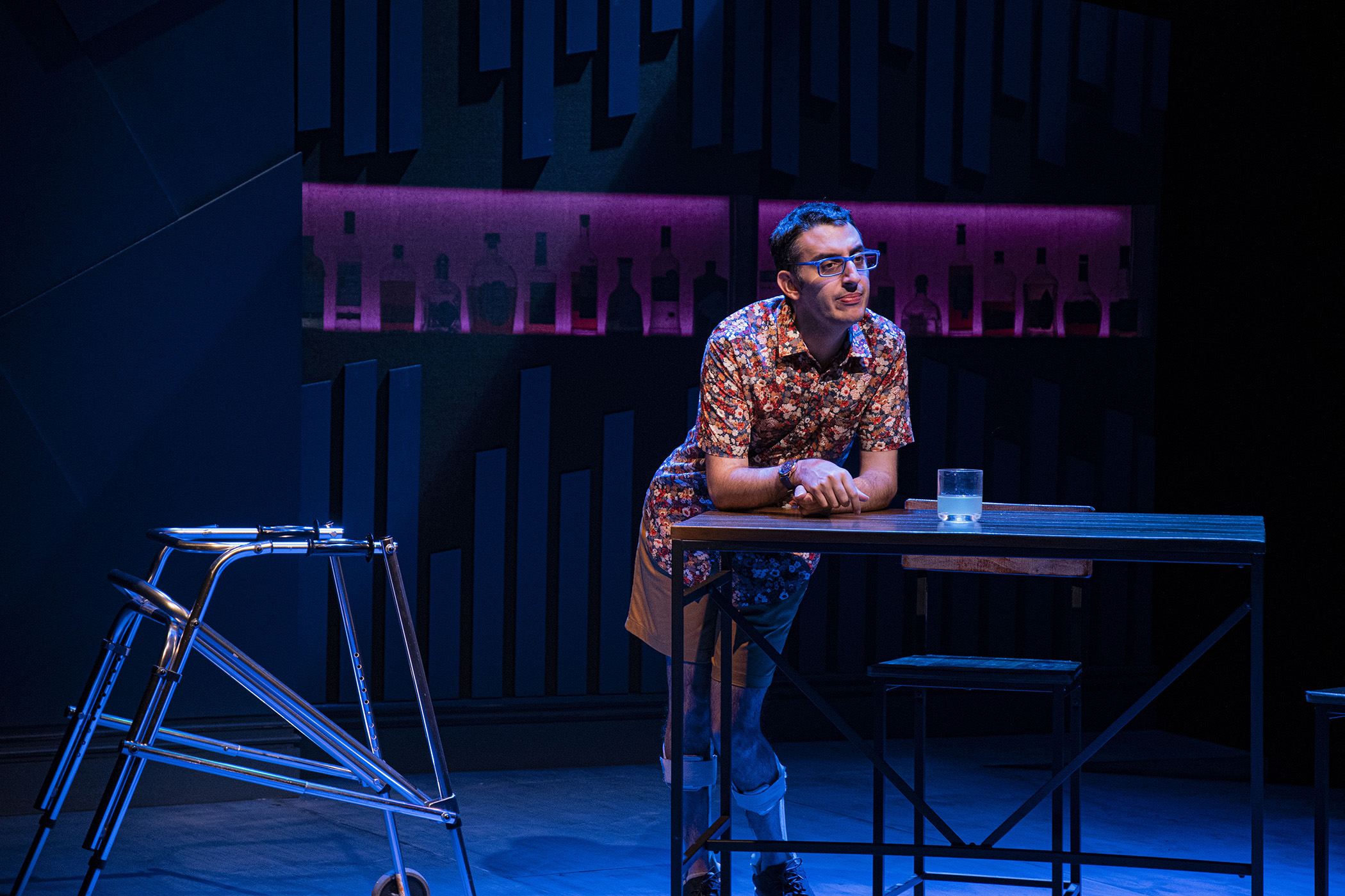 Ryan asks: Hi, Are You Single? And The Streamed Answer is Paradingly ...